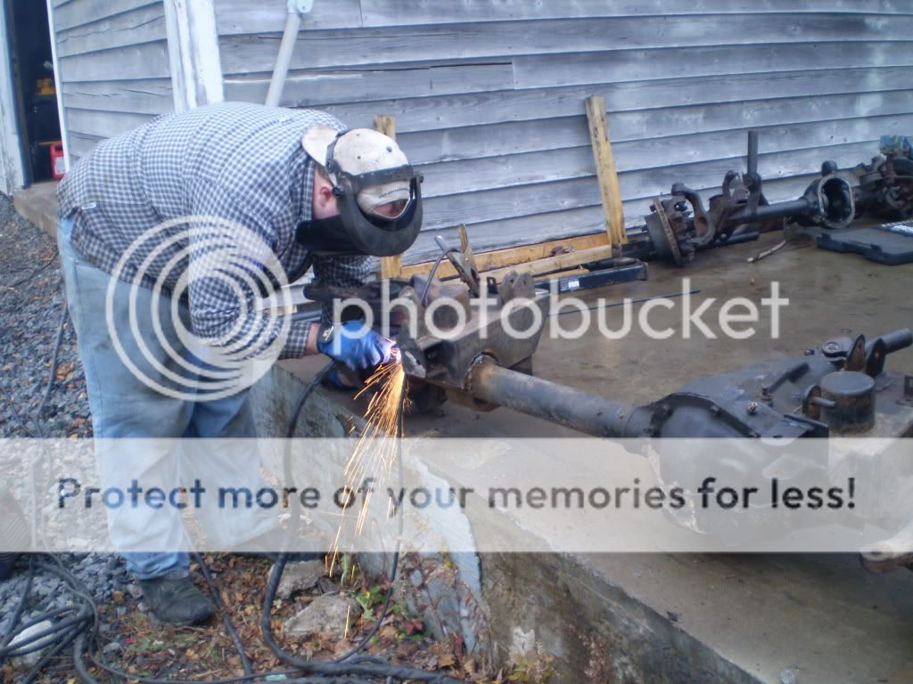 Aggressive Fabrication: Baby Blue TJ on Tons | Pirate 4x4